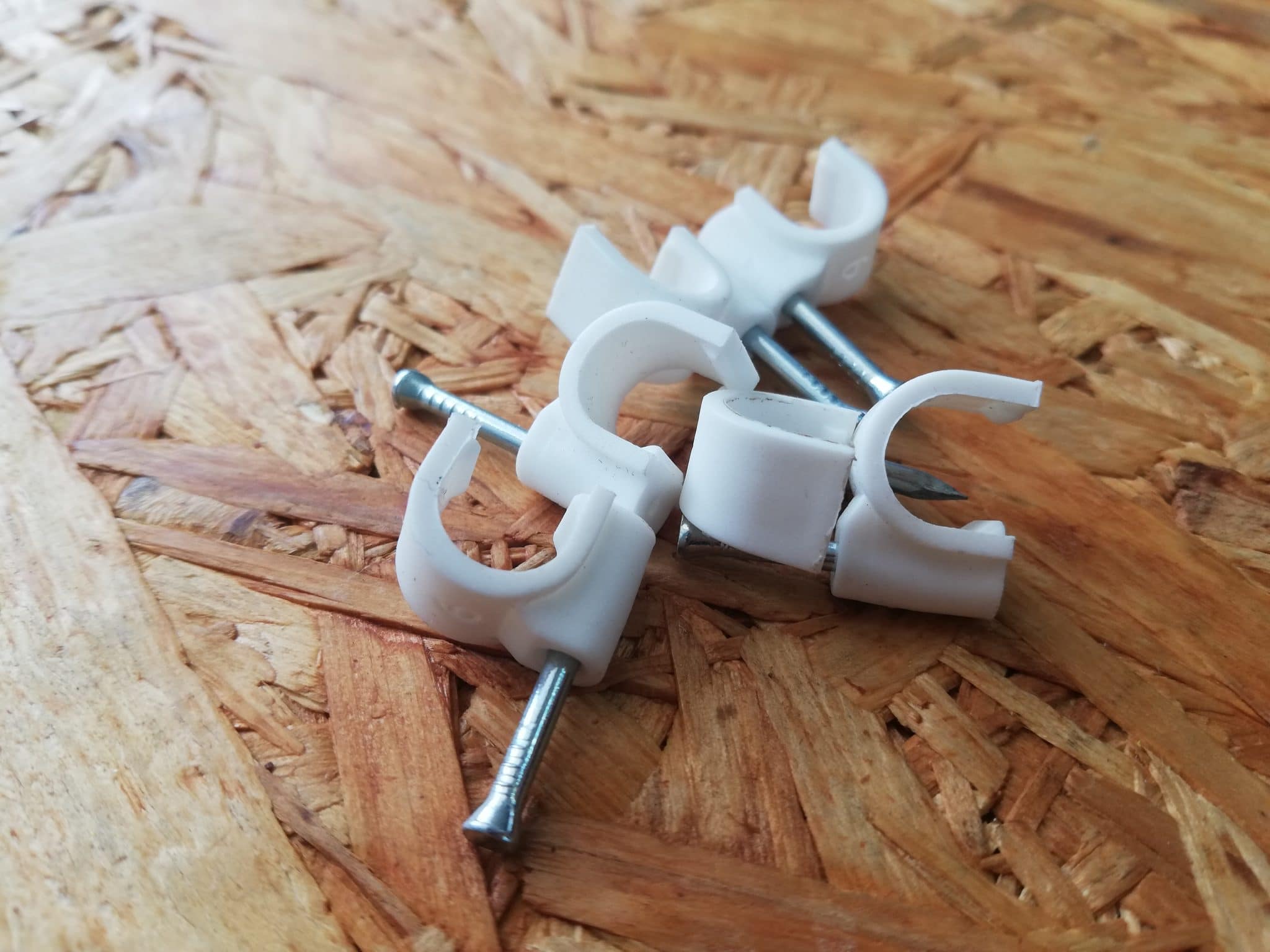 Top tips for keeping cables tidy and out of sight - Ready Steady Store