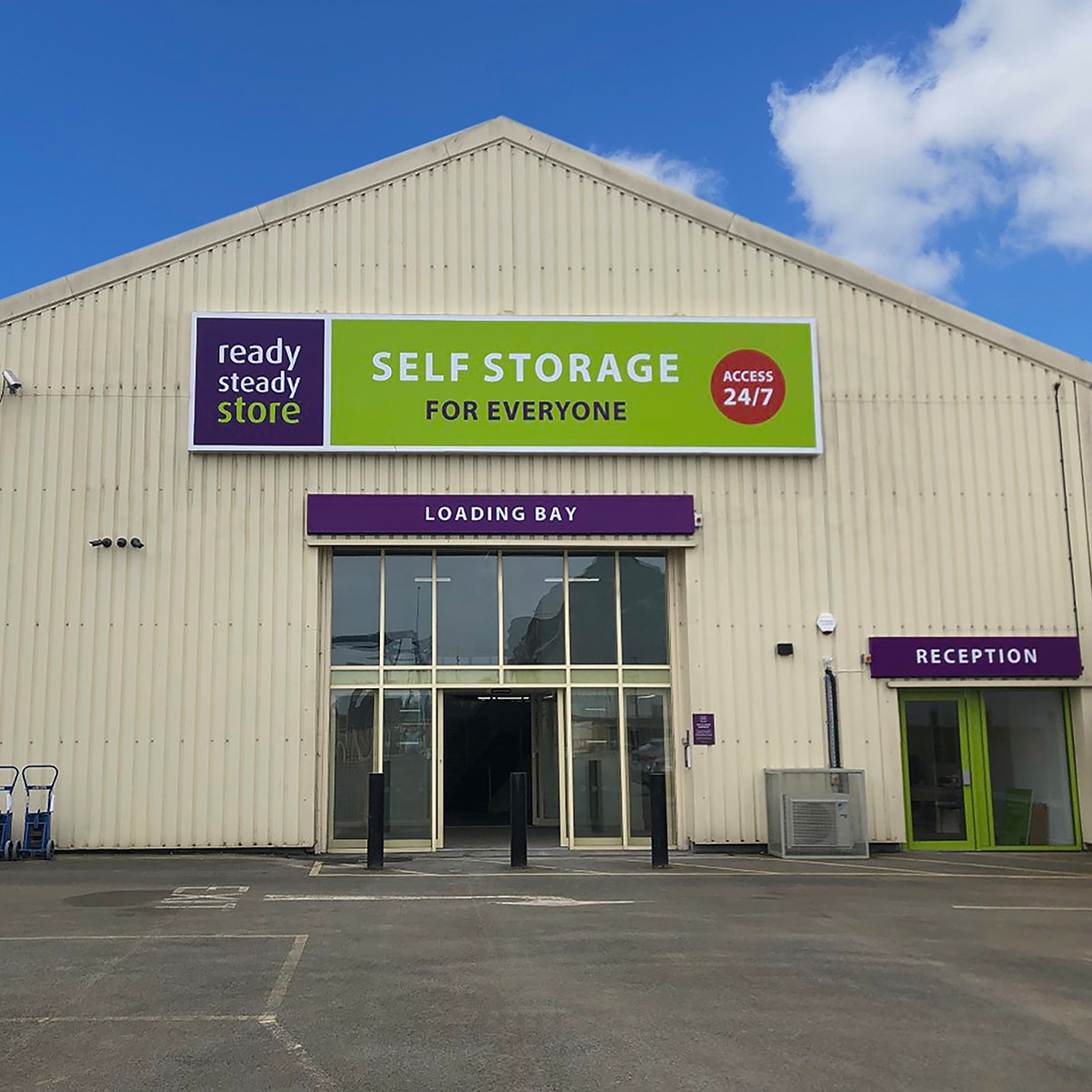 Self Storage Units Near Me | Local Storage Facilities | Ready Steady Store